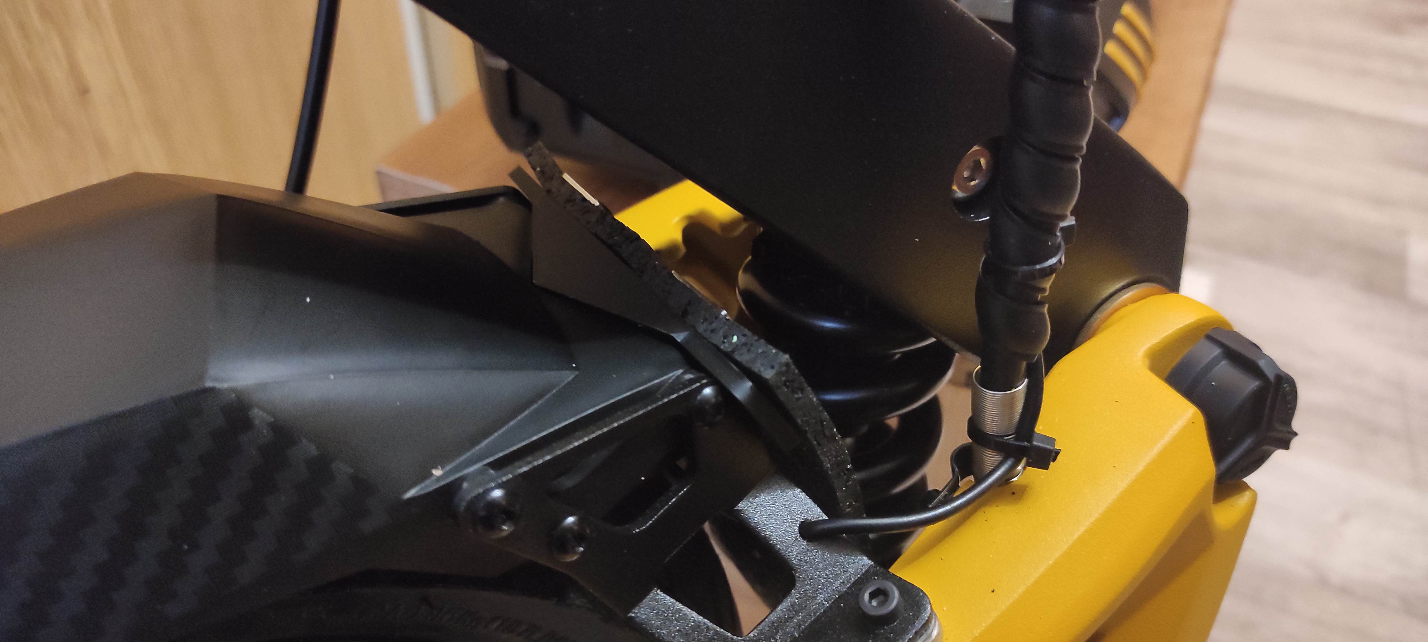 STL file VSETT 10+ - fender, cover 👽・3D printable model to download・Cults