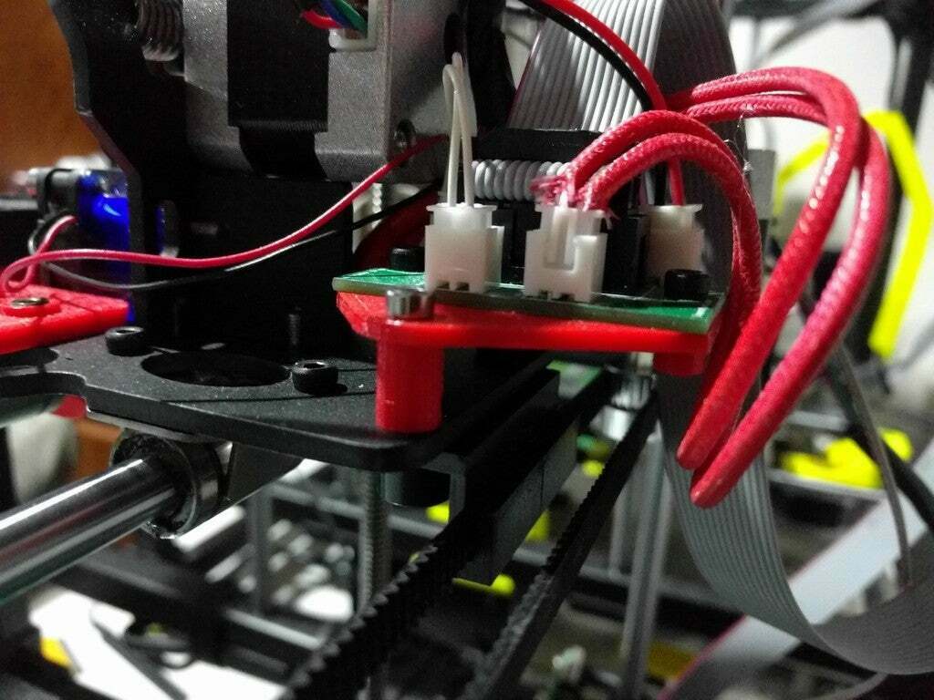 Бесплатный STL файл Rigidbot PCB 90 degree plate for Alloy E3d Single ...