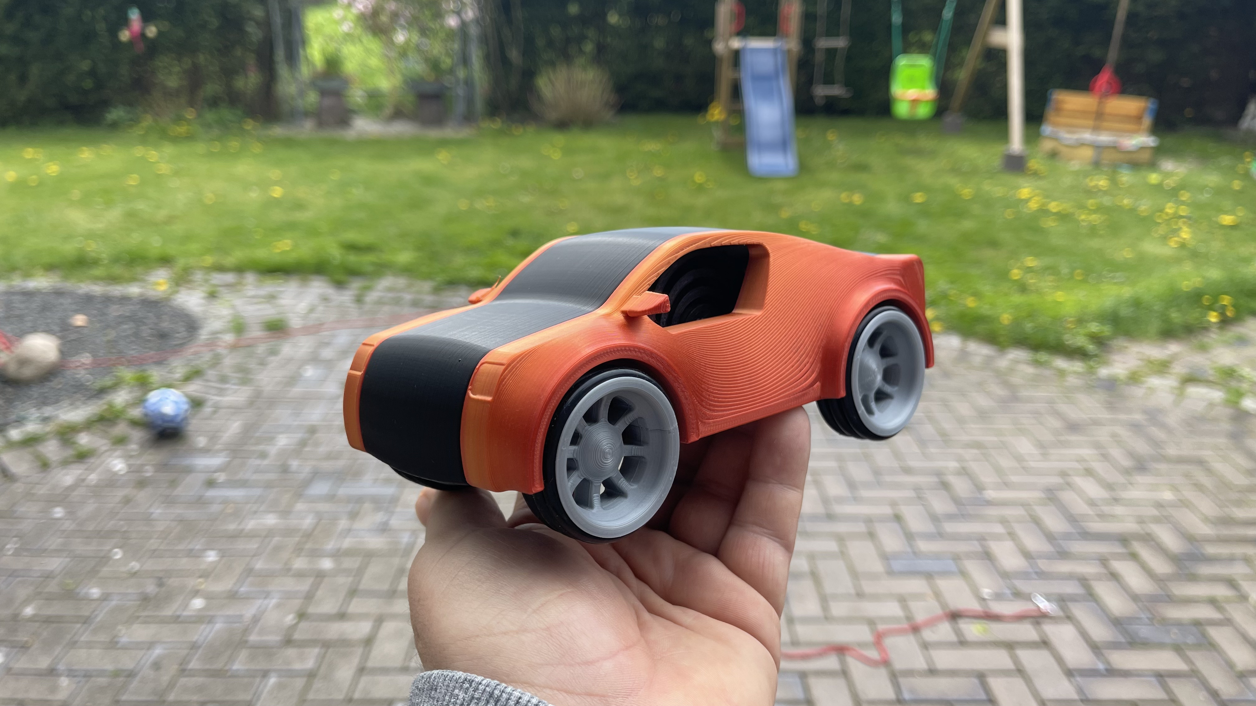 3D printable Wind-up car Phantom V1 • made with Ender 3 V2・Cults