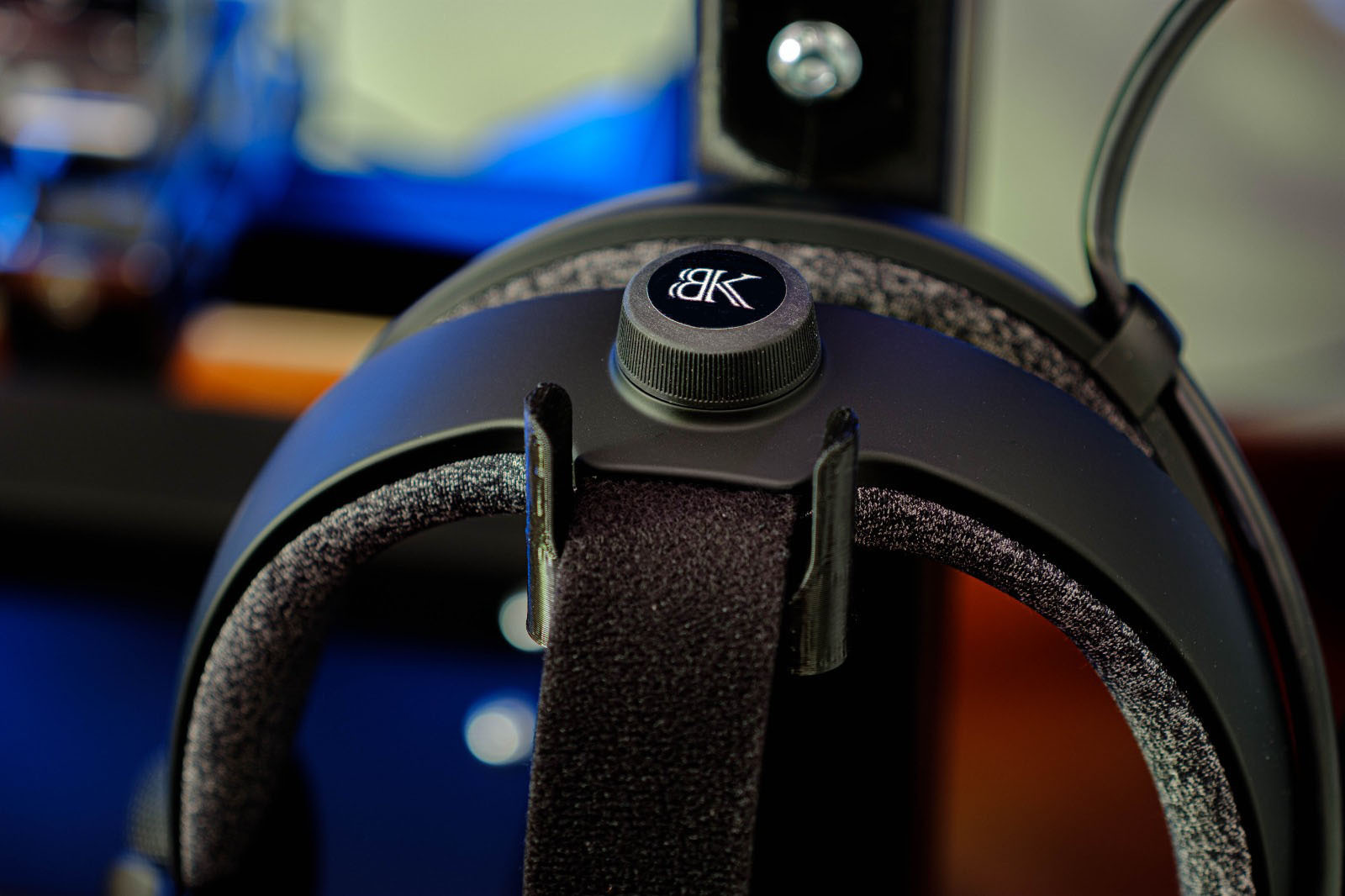 STL file VR & HEADSETS Holder - Sim Rig (2 project included)・Model to ...