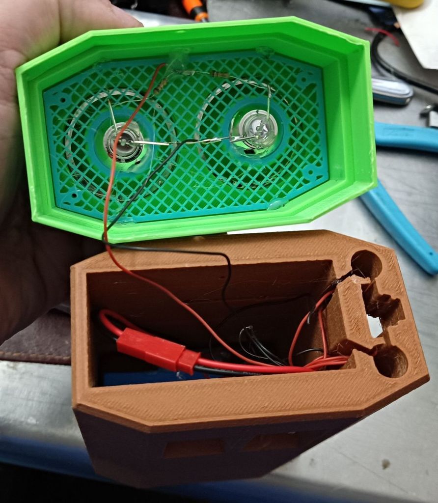 Free 3D file Non Disposable Flashlight・3D printer model to download・Cults