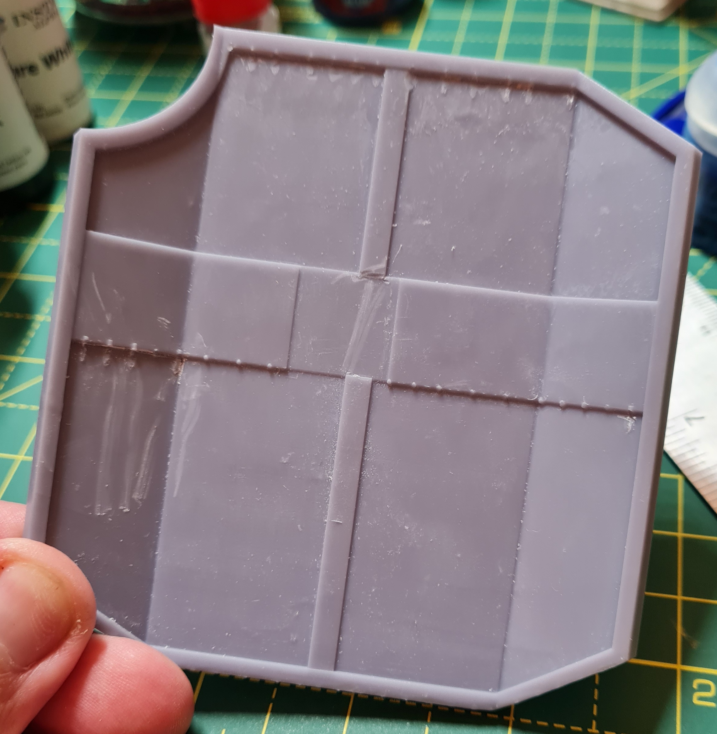 Free STL file Imperial Knight's Shield Iron Skull・Template to download ...