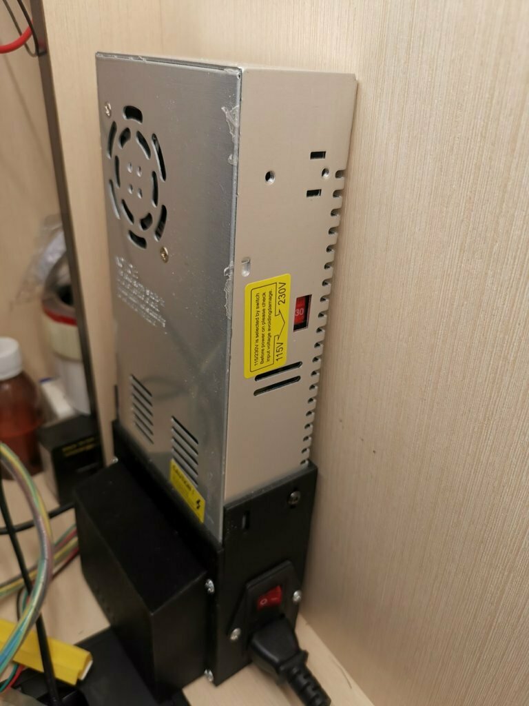 Free 3D file Enclosure for external power supply 24v with compartment ...