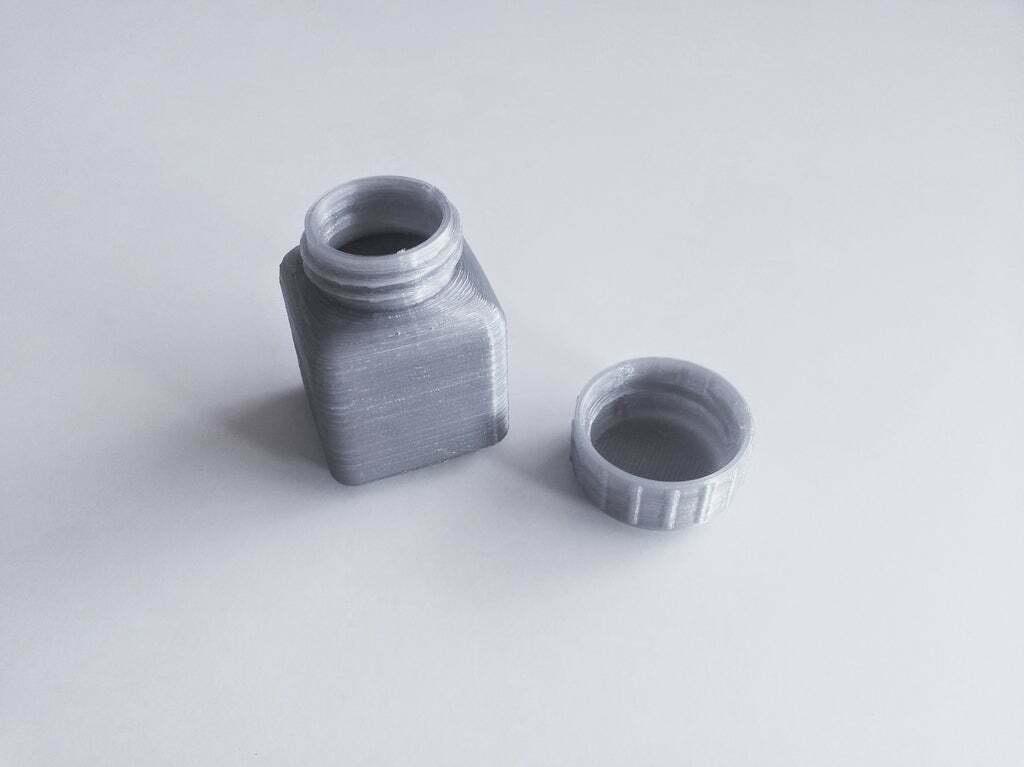 Free STL file Bottle and Screw Cap 23・Template to download and 3D print ...