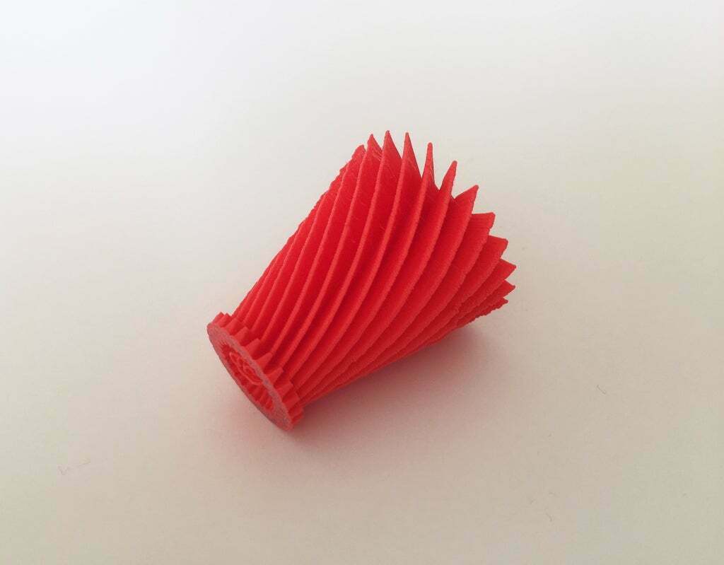 Free STL file Twisted Star Vase Test・Design to download and 3D print・Cults