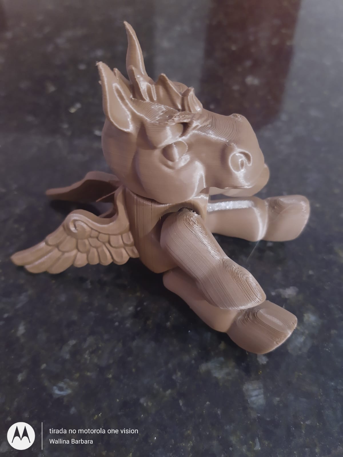 STL file ARTICULATED PEGASUS - FLEXIBLE PEGASUS PHONE HOLDER 3D print ...