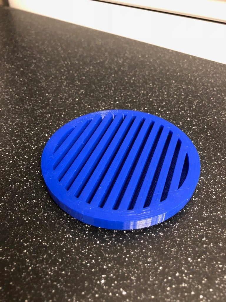 Free 3D file Coaster With Legs・Object to download and to 3D print・Cults