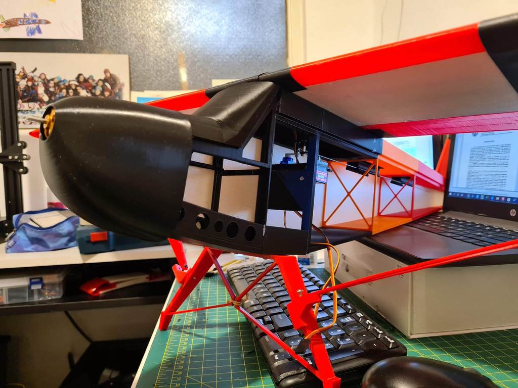 Free 3D file Piper Cub 3d + foamboard・Model to download and 3D print・Cults