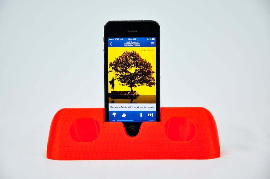 Free STL file iPhone 5 Amplifier Dock・Template to download and 3D print ...