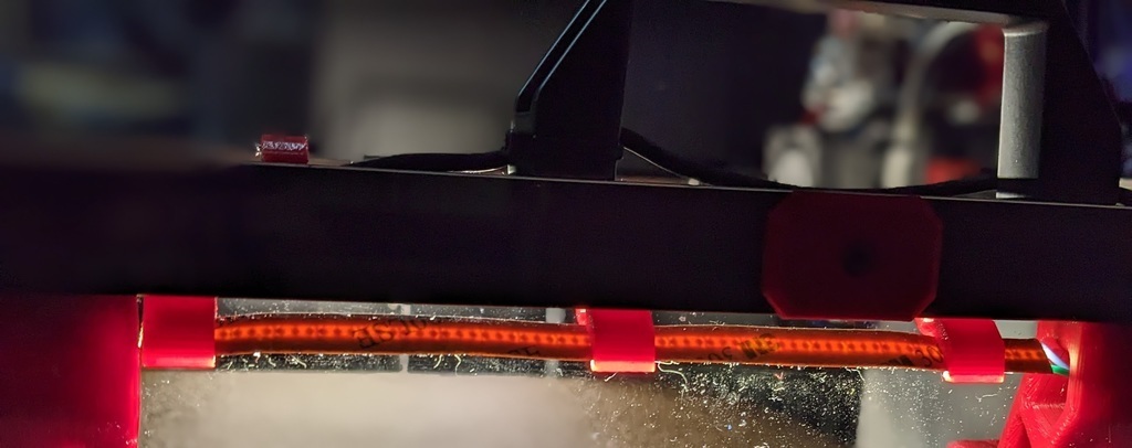 Free 3D file 2020 Ultra light LED strip clip (8mm)・3D printing design ...