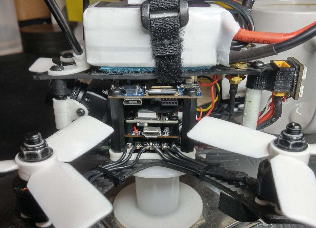 Archivo STL gratis Shrieker 130 Runcam Split/Mini Mount・Diseño de ...