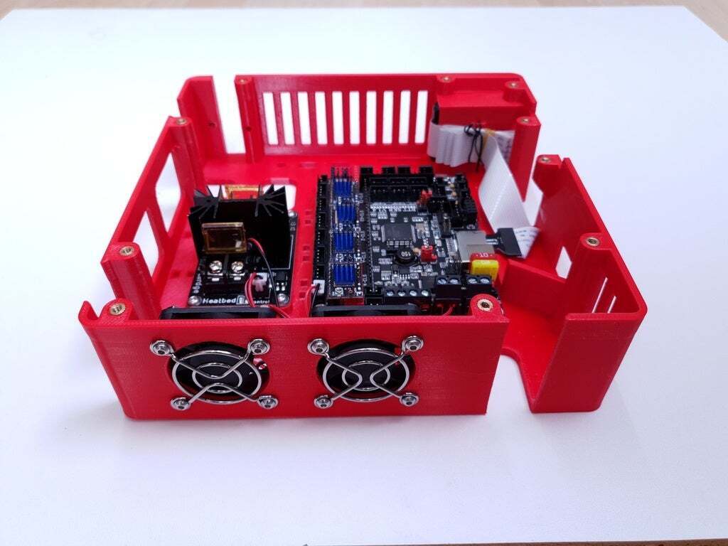 Free STL file PCB & Display Enclosure for 3030 Extrusion SKR V1.4 & 3.5 ...