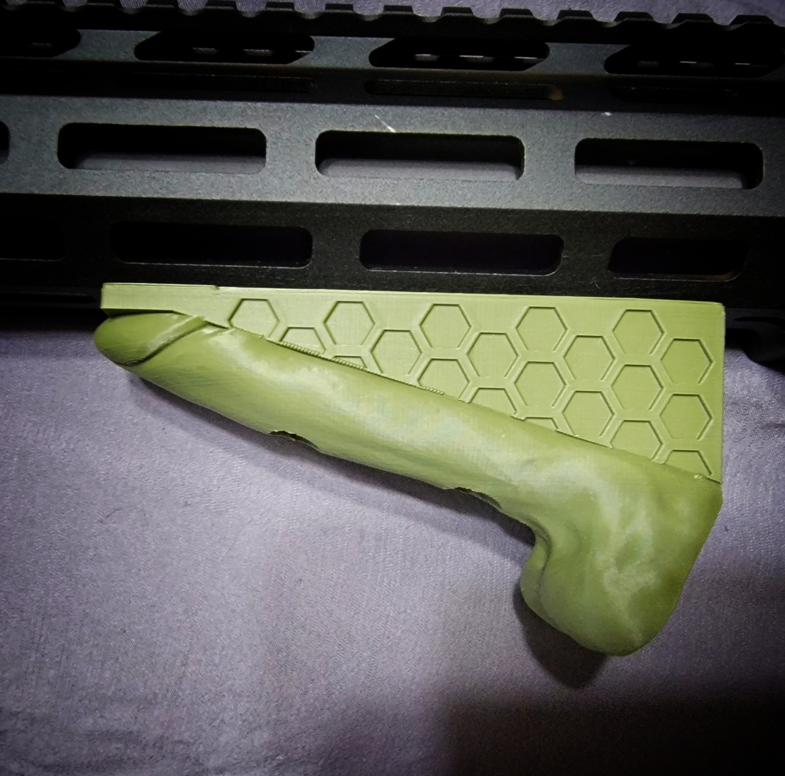 STL file Dick Angled Foregrip for M-LOK 🍆・3D printer model to download ...