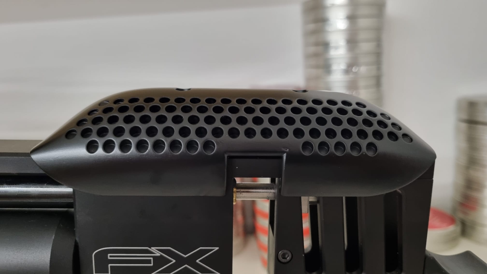 STL file FX Impact Cheek Pad. left and right ⬅️・Model to download and ...