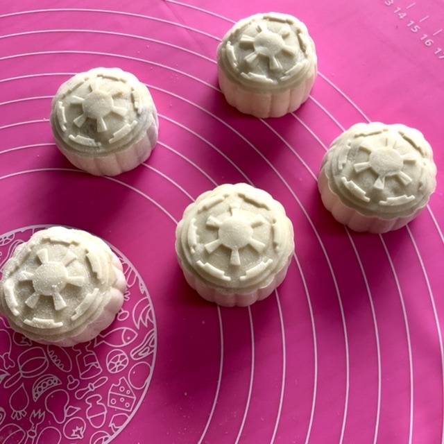 Free 3D file Imperial Mooncake Mold・Object to download and to 3D print ...