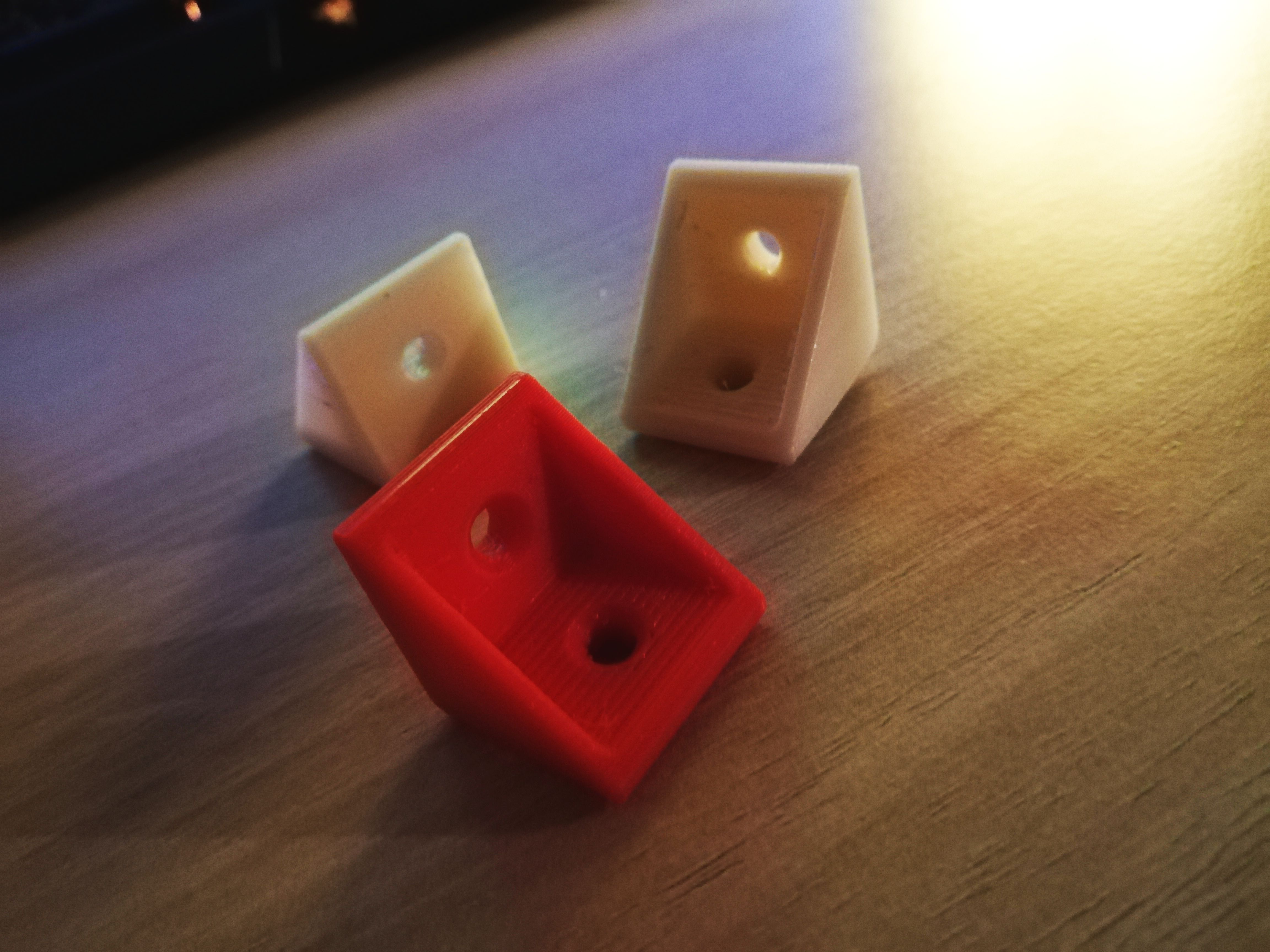 Free STL file Tablet holder 🟪・3D printable model to download・Cults