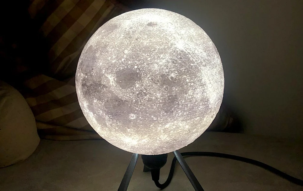 Free 3D file Designer Moon Lamp・3D printing template to download・Cults