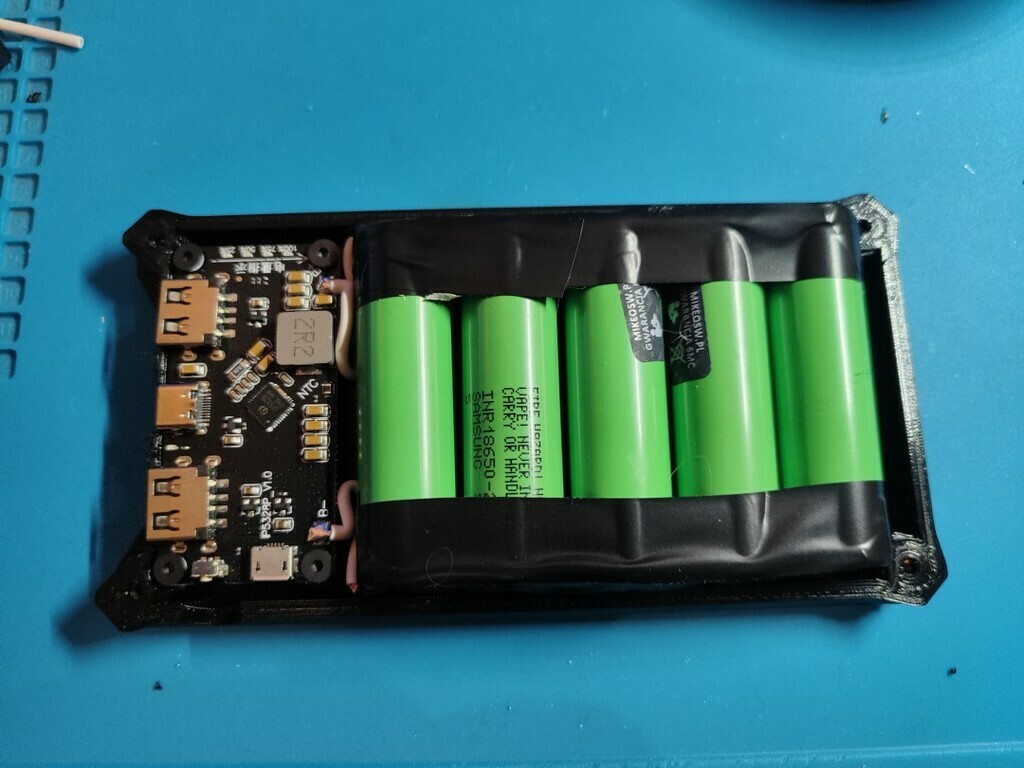 Free 3D file IP5328P Power Bank module case (5x 18650 cell) 🏦・3D print ...