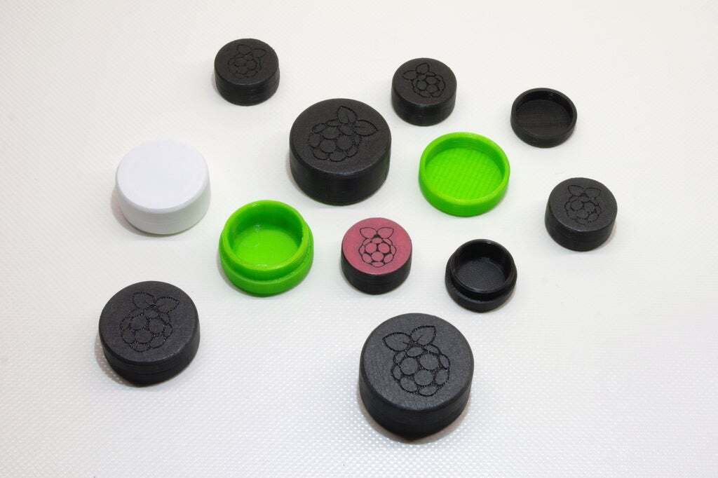 Free STL file little raspberry pill box 20x40 mm 💊・3D printing design ...