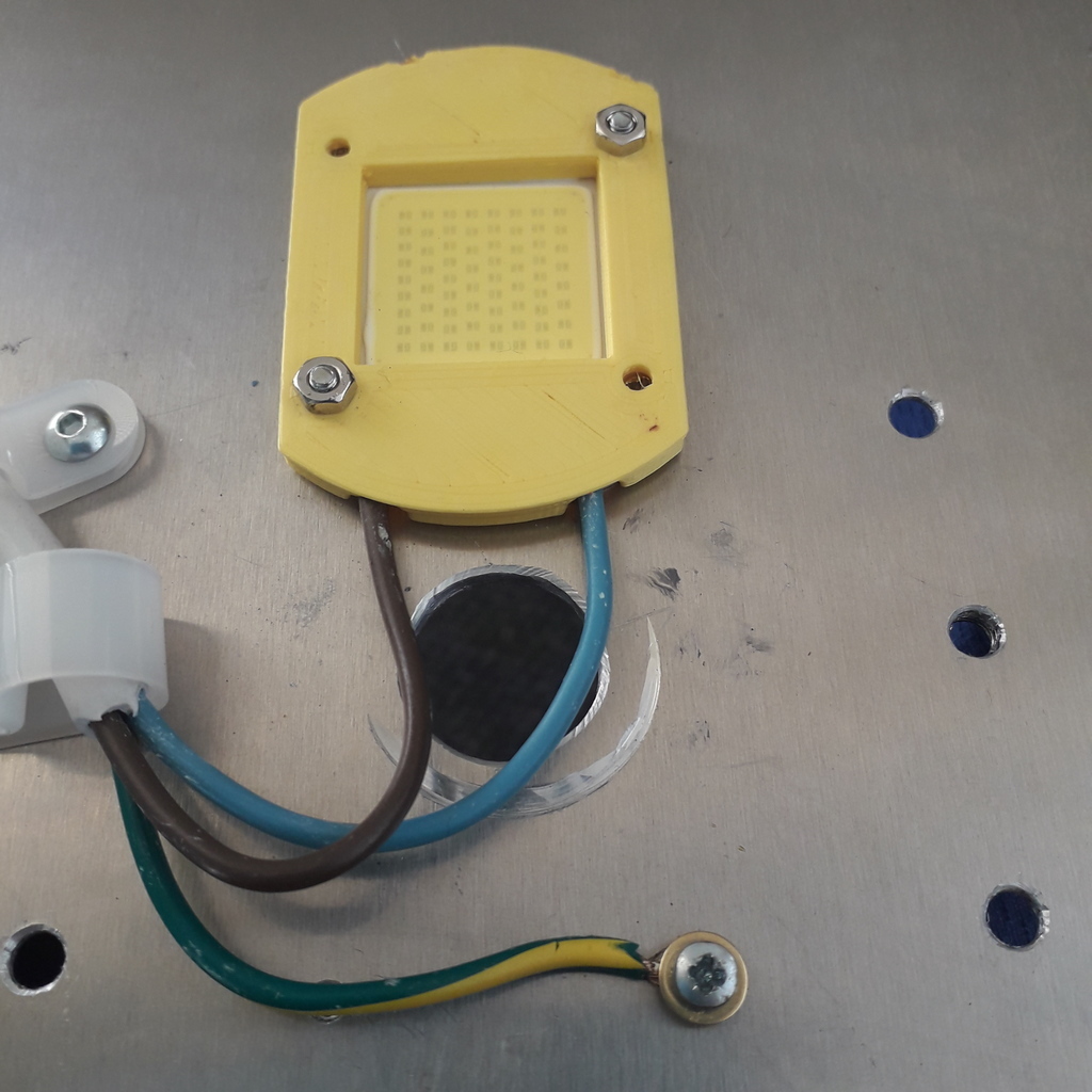 Free 3D file 50 watt COB LED wafer cover 🏠・3D printable object to ...