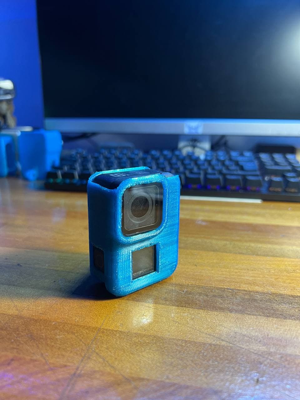 STL file Vertical mount gopro 8 mount gopro8・Template to download and ...