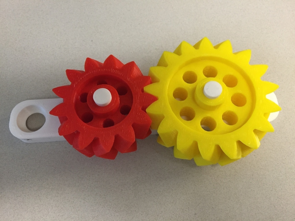 Free 3D file Spinning Gear Toy ⚙️・Design to download and 3D print・Cults