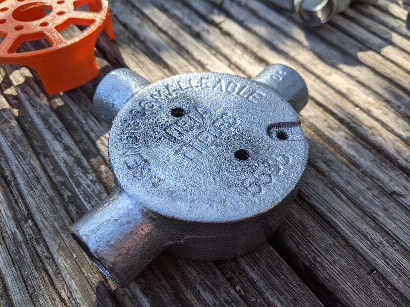 Free STL file 20mm conduit box drill hole guide・3D printer design to ...