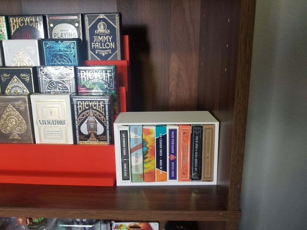 Free STL file 8 Deck Stackable Playing Card Shelf 🃏・3D printer design ...