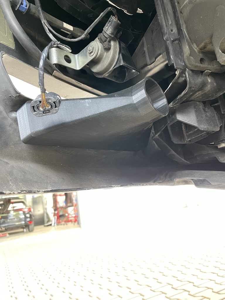 STL file BMW e81 e82 Brake Duct・3D print design to download・Cults