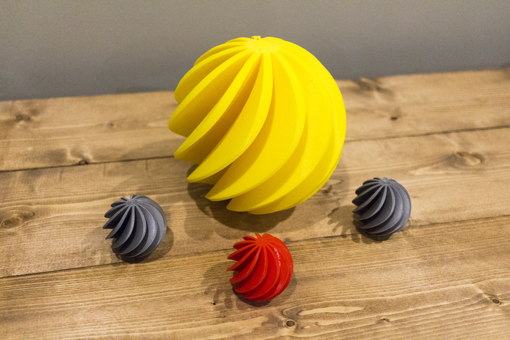 Free 3D file Spiral Ball 🎲・3D printable object to download・Cults