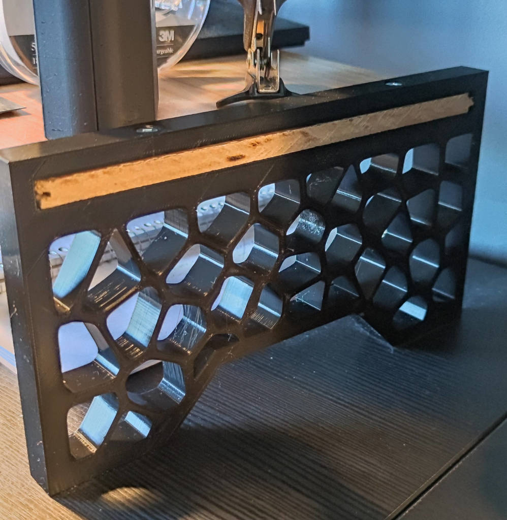 Archivo STL gratis Patas del soporte del monitor・Modelo para descargar ...