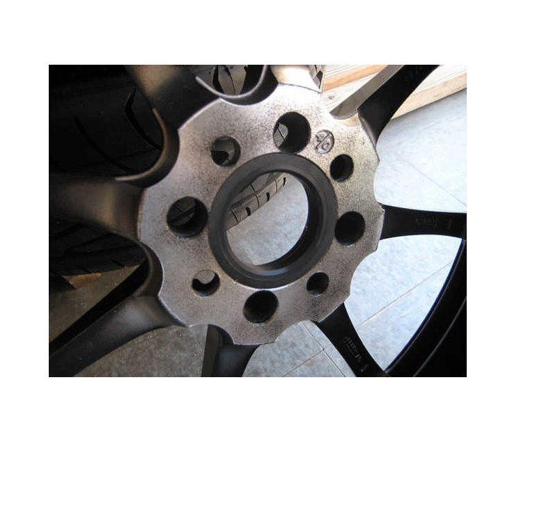 STL file wheel ring adapter hub centric・3D printing model to download・Cults