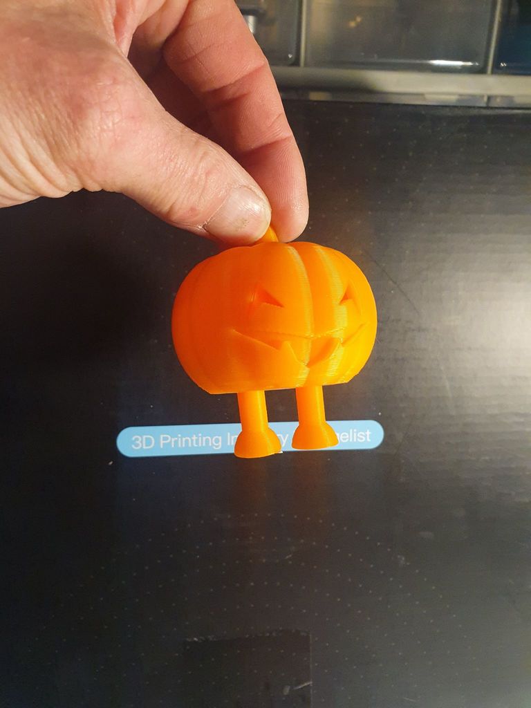 Free STL file Halloween pumpkin with print in place feet!・3D printer ...