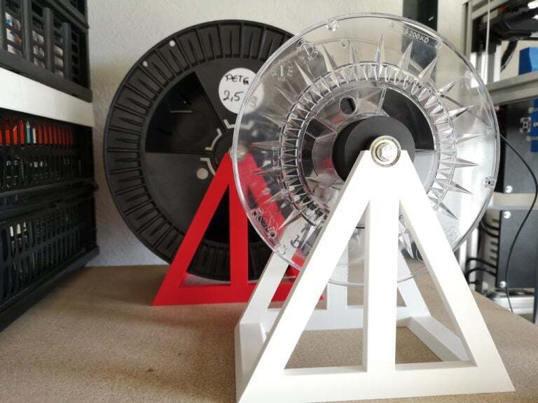 Free STL file Simple spool holder up to 2.5 kg・3D print model to ...