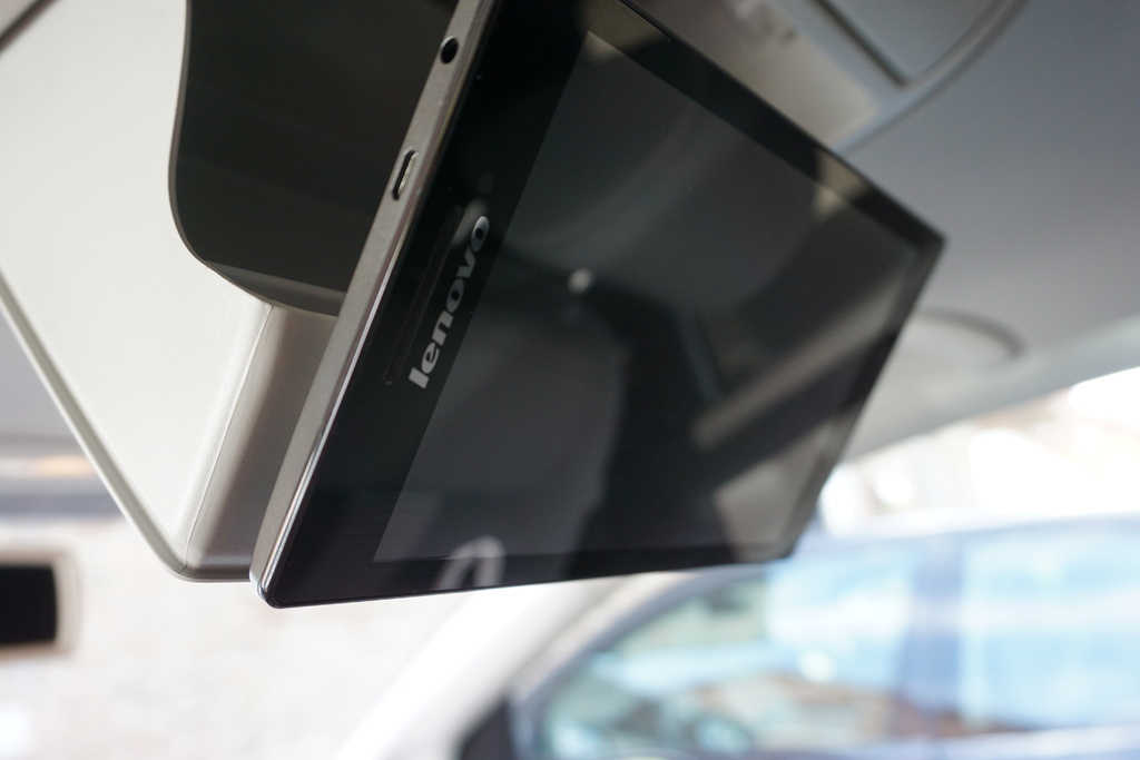 Free 3D file Tablet holder for VW Touran Car "sky storage" 🚗・3D ...