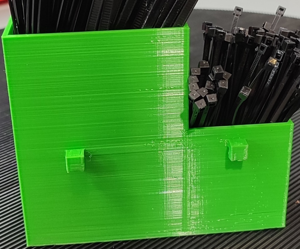 3D file Cable tie holder for LISTA table・3D printable design to ...