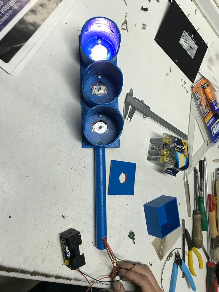 Free STL file Traffic Light 🚦・3D printable design to download・Cults