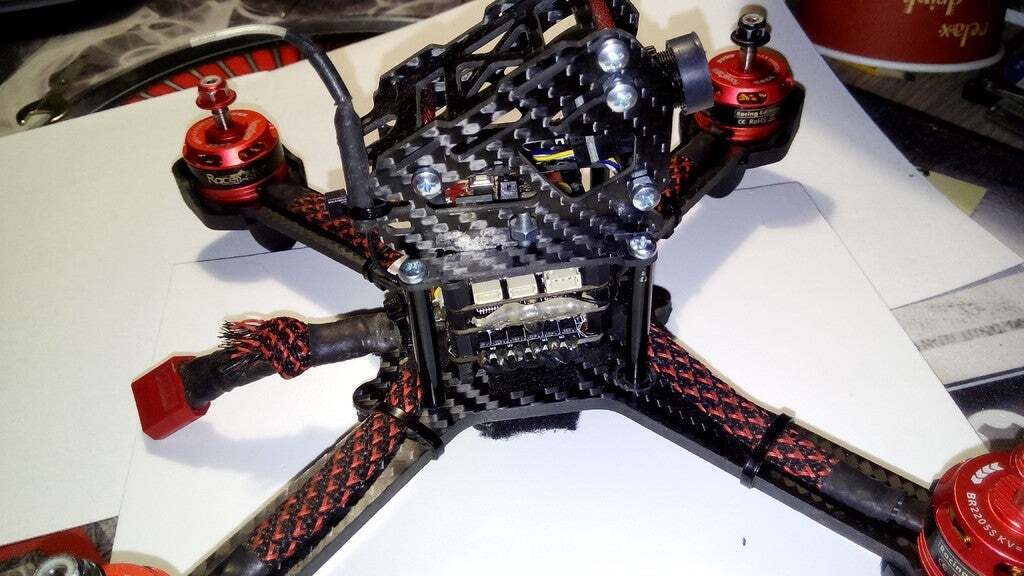 Free STL file fpv drone cover・Model to download and 3D print・Cults