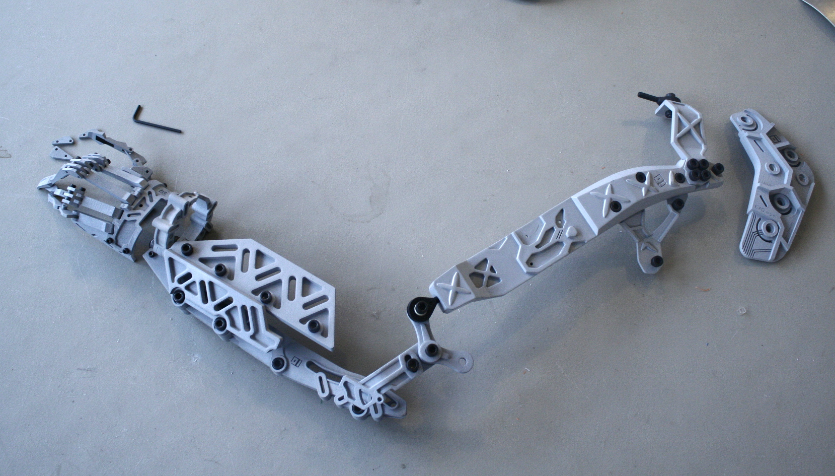 Free 3D file Elysium_Max_Exoskeleton 📱・3D printer design to download・Cults