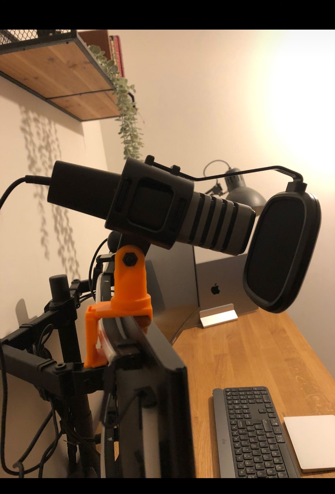 STL file Micro Toner Holder 🏠・3D print design to download・Cults