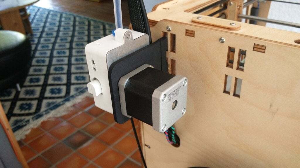 Free STL file Ultimaker 2 Extruder Mount for Ultimaker Original・3D ...