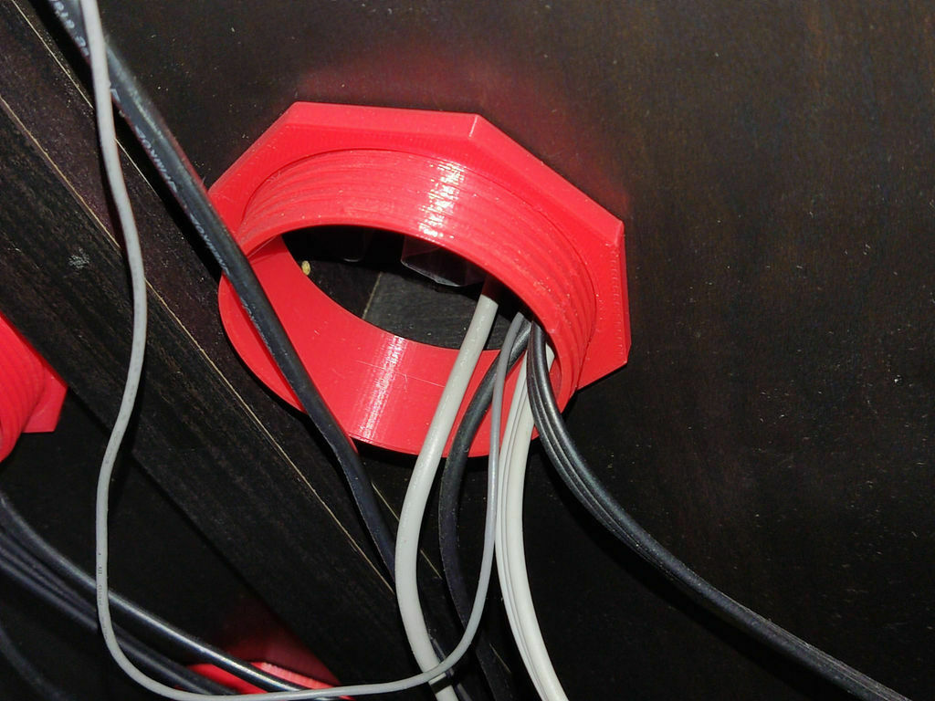 Free 3D file Customizable threaded grommet・Template to download and 3D ...