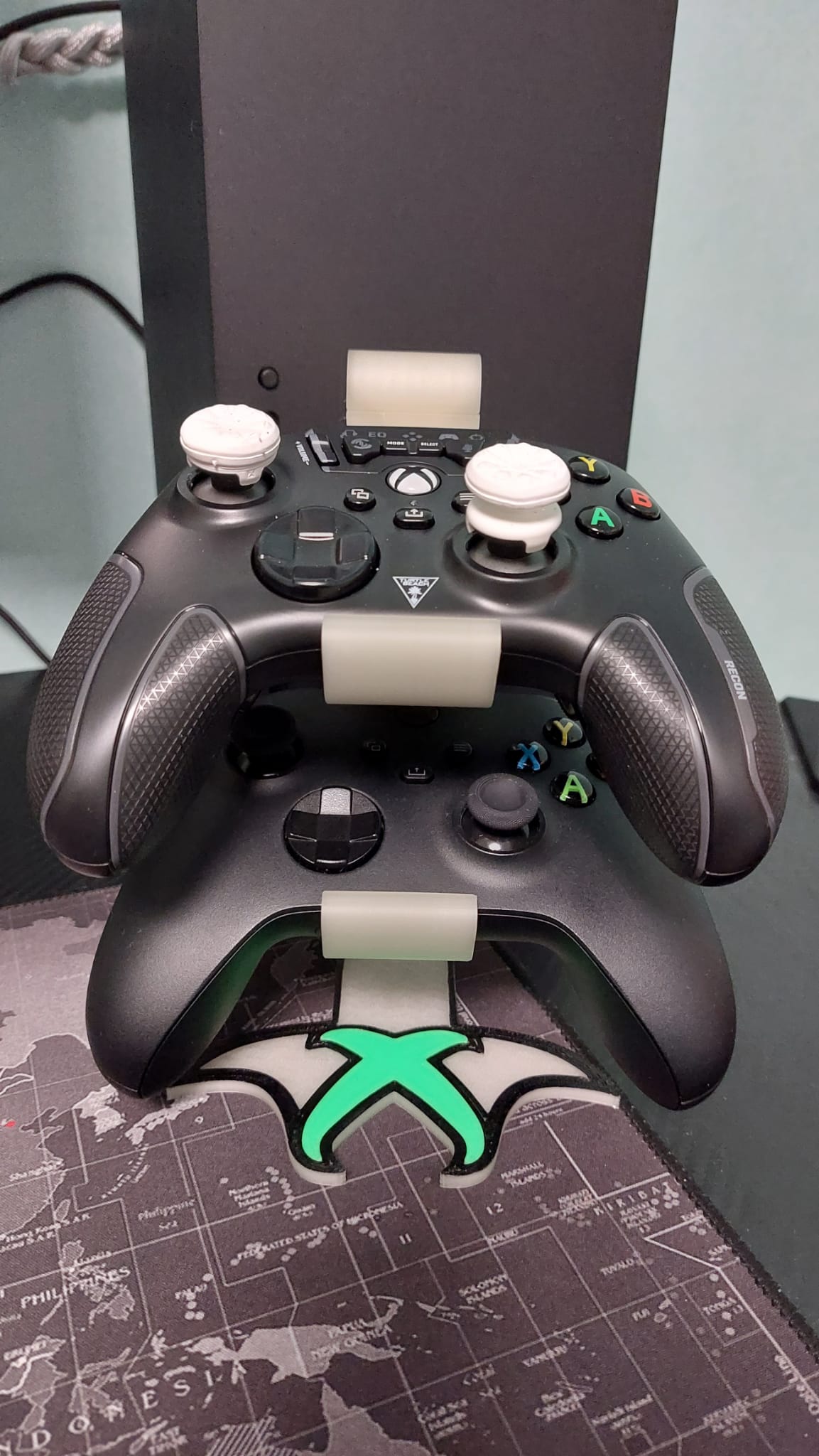 STL file XBOX CONTROLLER STAND・Model to download and 3D print・Cults