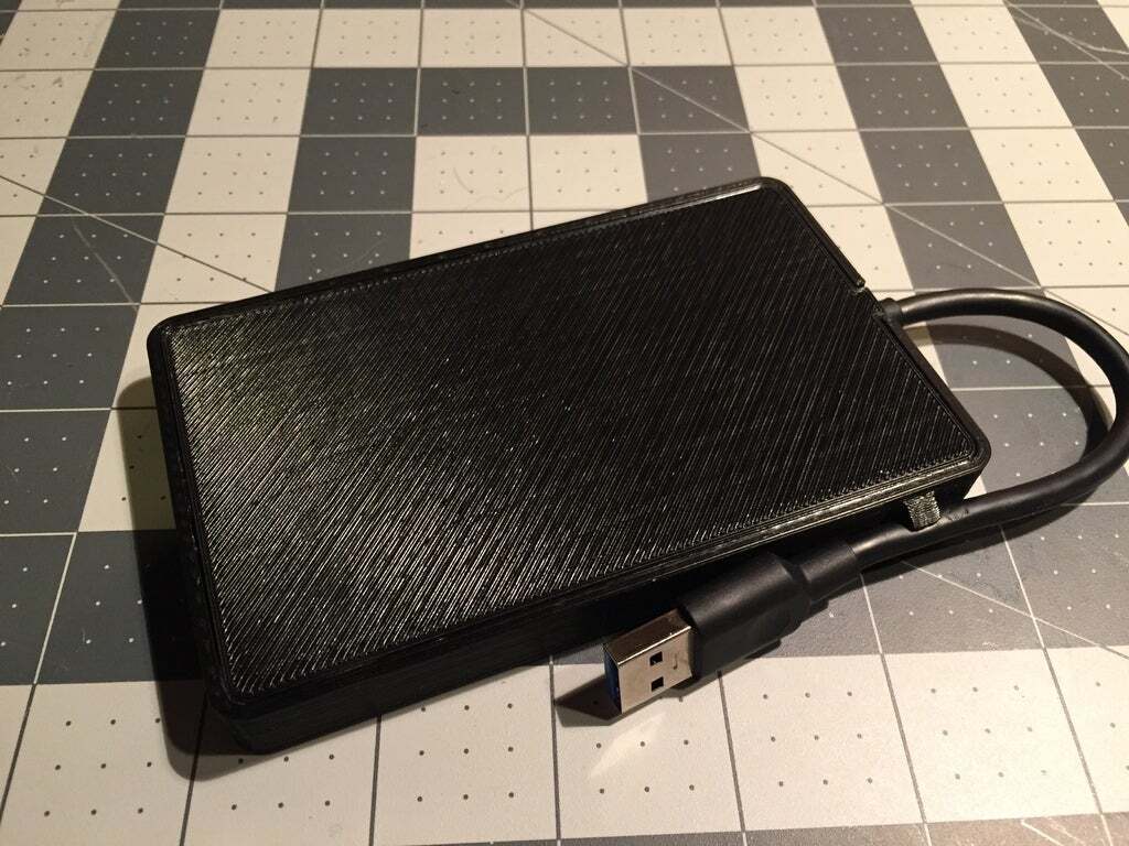 Free STL file 2.5in Portable Hard Drive Case・Template to download and ...