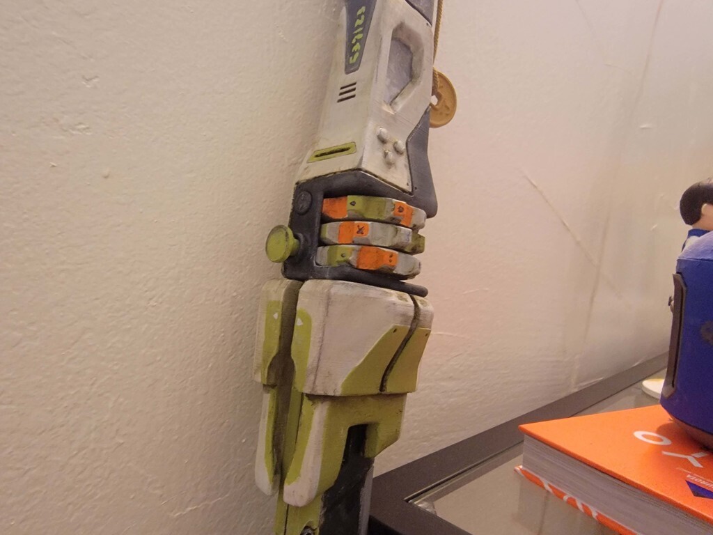Free STL file crypto heirloom apex legends 3d printed 🎮・3D printing ...