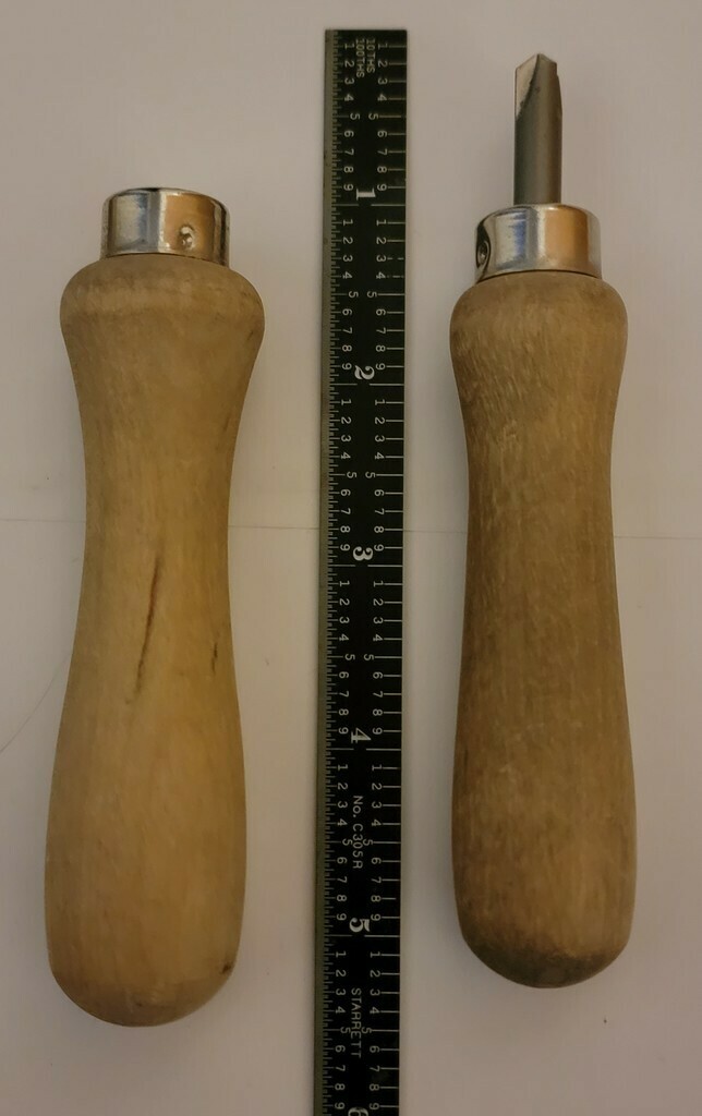 Free 3D file Wooden tool handle pegboard mount・3D printing model to ...