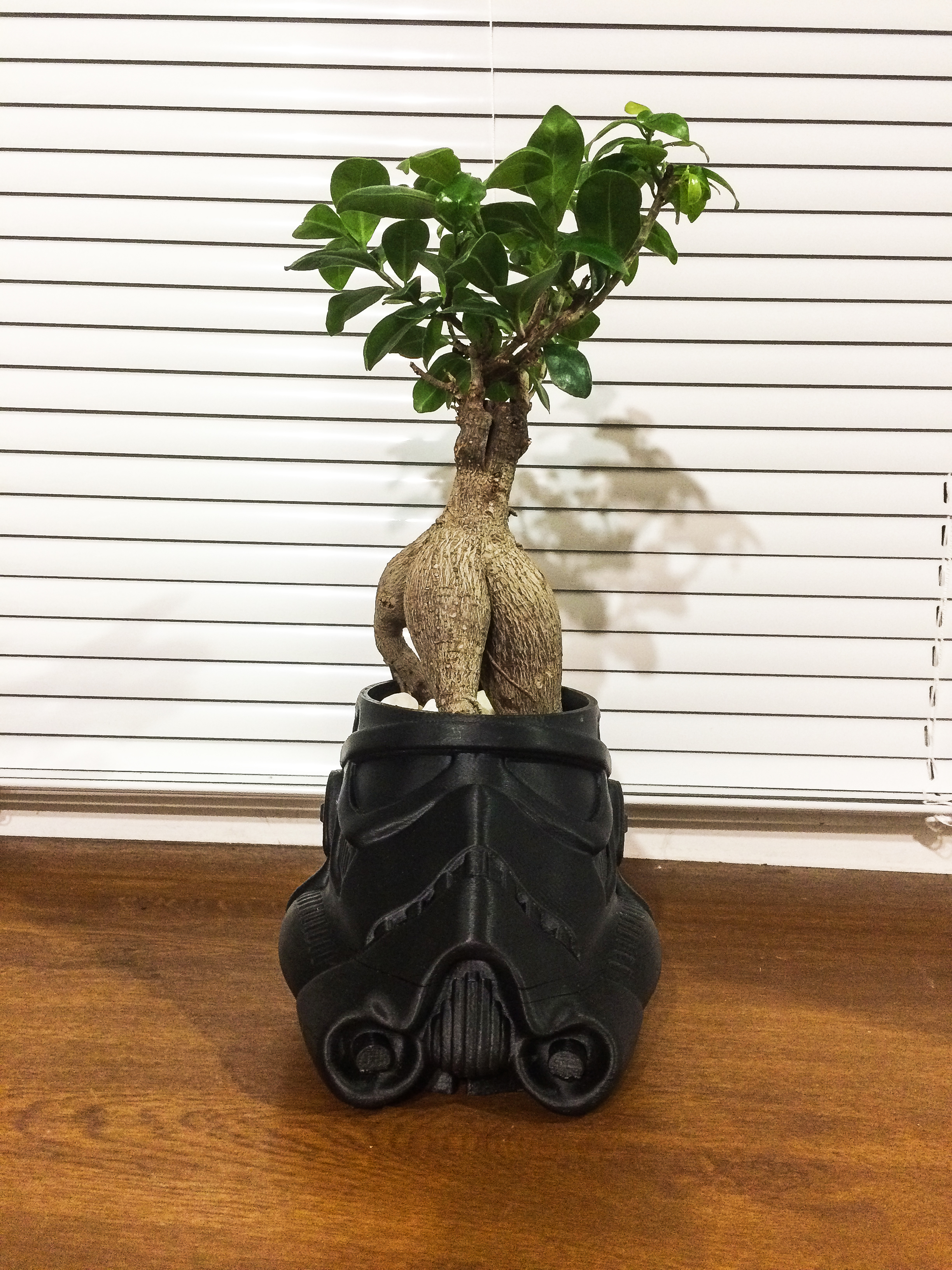 3D-печать работы Stormtrooper flower pot • Сделано на 3D-принтере ...