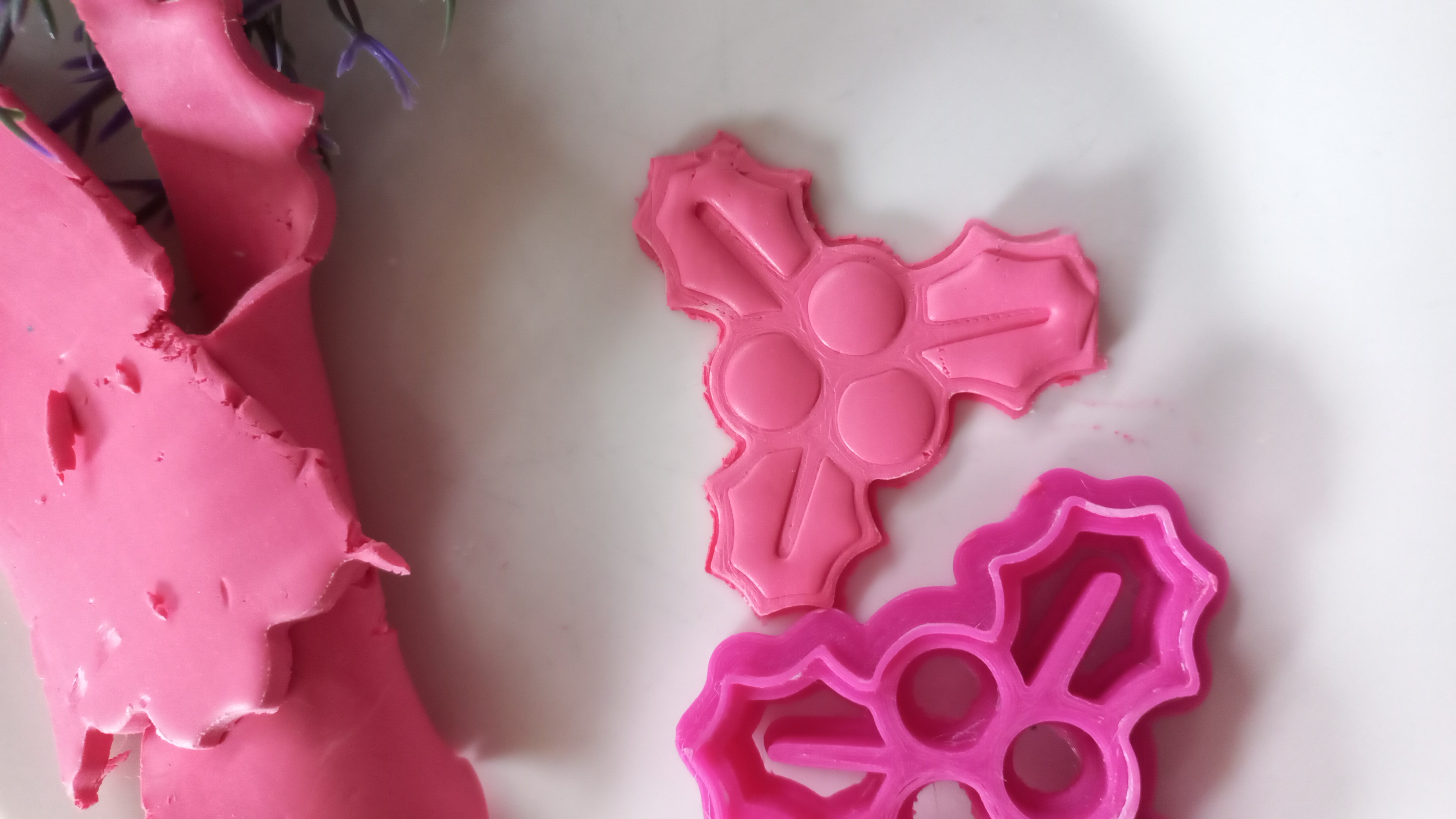 STL file Holy Berry (Mistletoe)・3D printer model to download・Cults