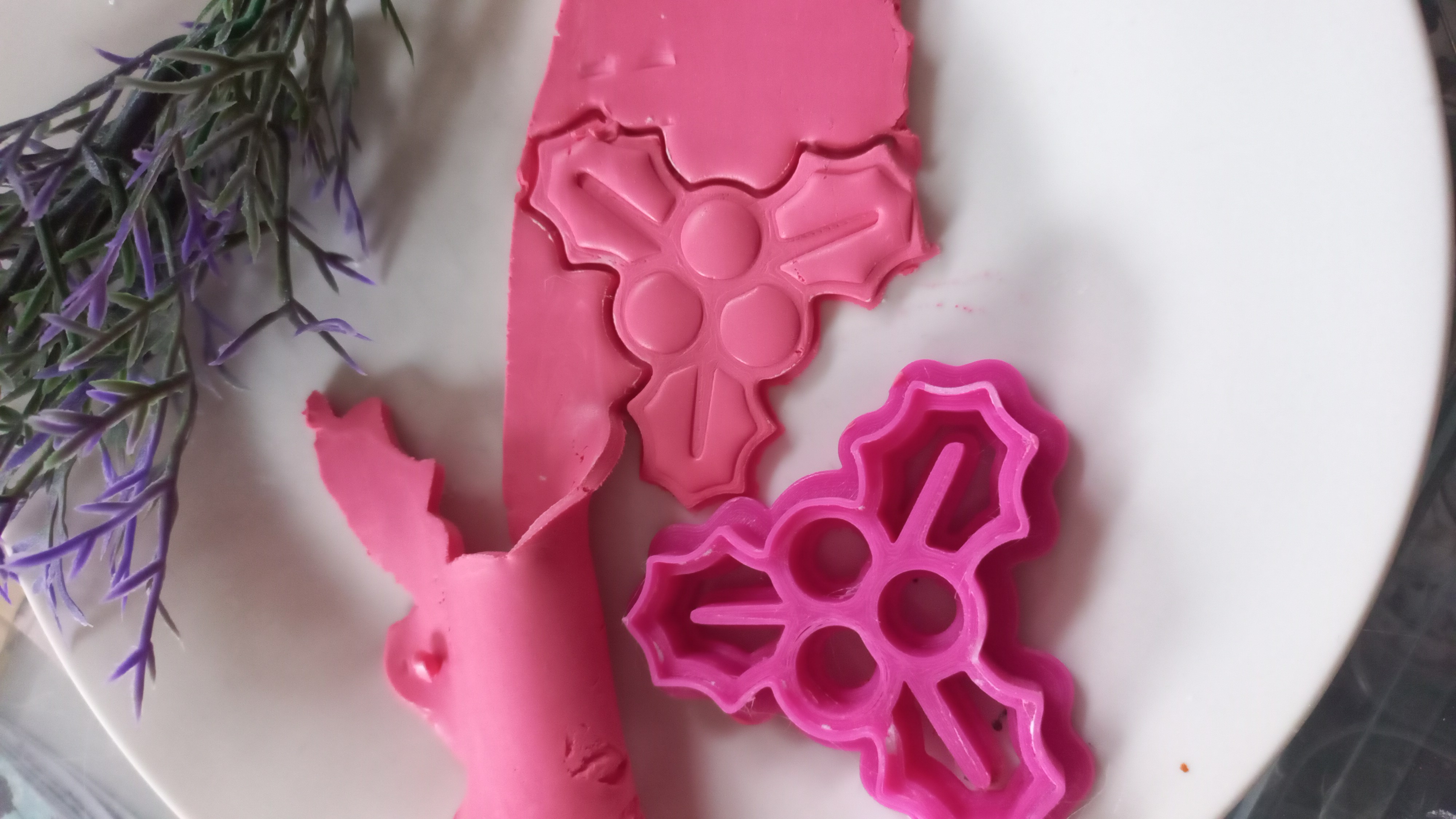 STL file Holy Berry (Mistletoe)・3D printer model to download・Cults