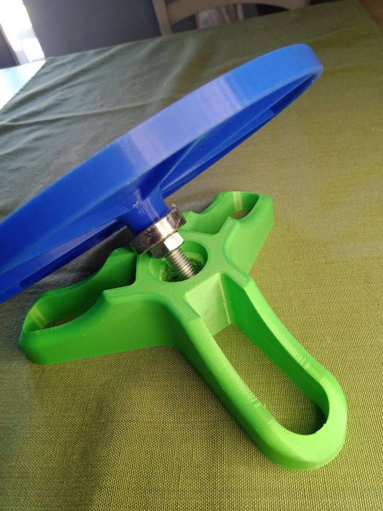 Free STL file Rotating base 🧑‍🔧・3D printer model to download・Cults
